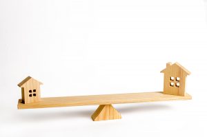 Small House vs Big House: Which one should you buy?